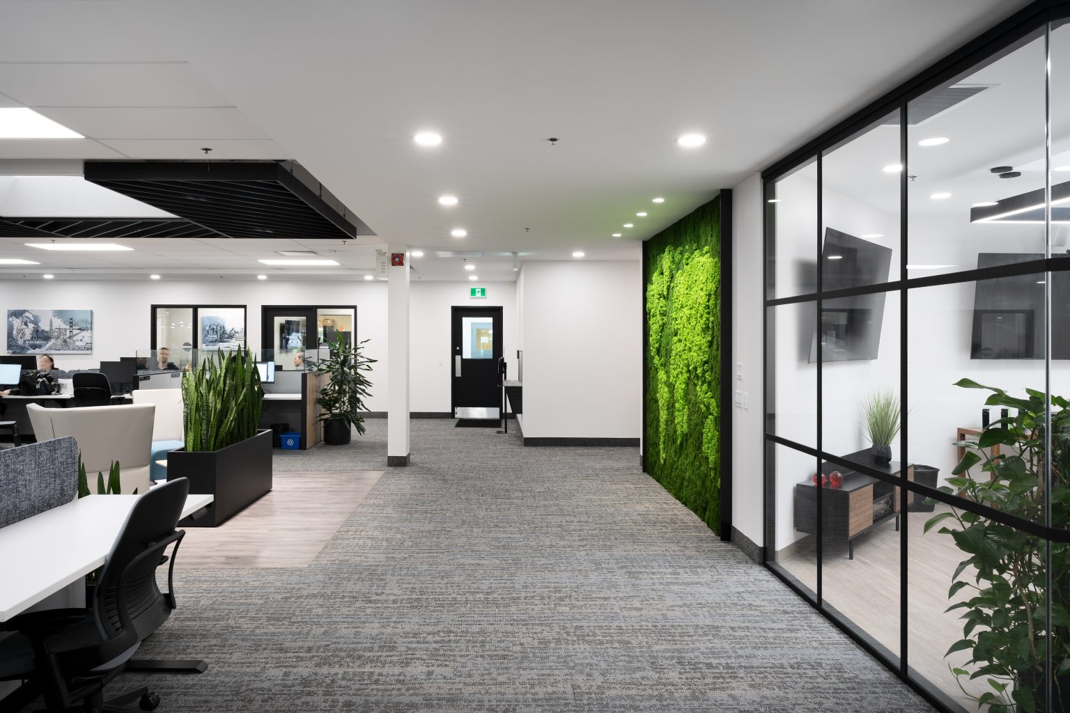 7 Types of Office Layouts for Productivity and Wellbeing